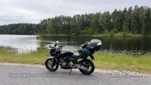 Melns Honda CB 600F 2003 Tallina, ar dzinēja tilpumu 0.60 L un nobraukumu 42 tūkst. km par 2300 €, foto 7 vietnē AUTOMOTO.COM.LV