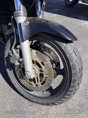 Melns Honda CB 600F 2003 Tallina, ar dzinēja tilpumu 0.60 L un nobraukumu 42 tūkst. km par 2300 €, foto 13 vietnē AUTOMOTO.COM.LV