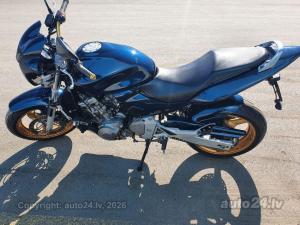 Melns Honda CB 600F 2004 Tallina, ar dzinēja tilpumu 0.60 L un nobraukumu 43 tūkst. km par 2700 €, foto 2 vietnē AUTOMOTO.COM.LV