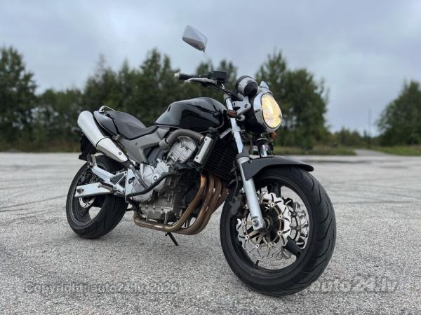 Melns Honda CB 600F 2004 Tallina, ar dzinēja tilpumu 0.60 L un nobraukumu 0 tūkst. km par 1999 €, foto 1 vietnē AUTOMOTO.COM.LV