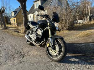 Черный Хонда CB 600F 2008 в Пярну, объемом двигателя 0.60 л и пробегом 37 тыс. км за 3800 €, фото  на AUTOMOTO.COM.LV