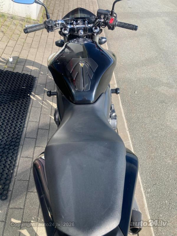 Black Honda CB 600F 2012 in Tallinn, with an engine capacity of 0.00 L and mileage of 31 thousand km for 4250 €, photo 8 on AUTOMOTO.COM.LV