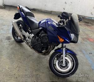 Zils Honda CB 600F 2007 Paide, ar dzinēja tilpumu 0.60 L un nobraukumu 52 tūkst. km par 1600 €, foto  vietnē AUTOMOTO.COM.LV