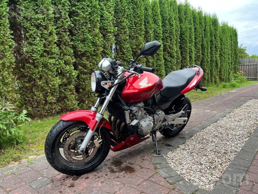 Honda CB 600F 1999 in Jelgava, with an engine capacity of 0.60 L and mileage of 0 thousand km for 1590 €, photo 3 on AUTOMOTO.COM.LV