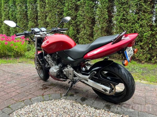 Honda CB 600F 1999 in Jelgava, with an engine capacity of 0.60 L and mileage of 0 thousand km for 1590 €, photo 4 on AUTOMOTO.COM.LV