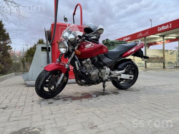 Honda CB 600F 1999 in Aizkraukle, with an engine capacity of 0.60 L and mileage of 0 thousand km for 1600 €, photo 1 on AUTOMOTO.COM.LV