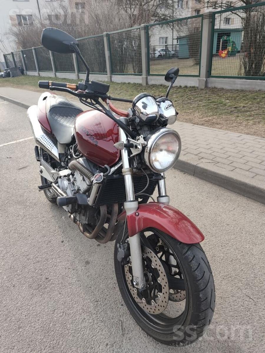 Хонда CB 600F 2000 в Рига, объемом двигателя 0.60 л и пробегом 0 тыс. км за 1800 €, фото 7 на AUTOMOTO.COM.LV