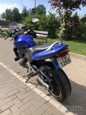 Honda CB 600F 2002 in Jelgava, with an engine capacity of 0.60 L and mileage of 0 thousand km for 1500 €, photo 3 on AUTOMOTO.COM.LV