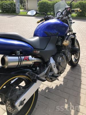 Honda CB 600F 2002 in Jelgava, with an engine capacity of 0.60 L and mileage of 0 thousand km for 1500 €, photo 4 on AUTOMOTO.COM.LV