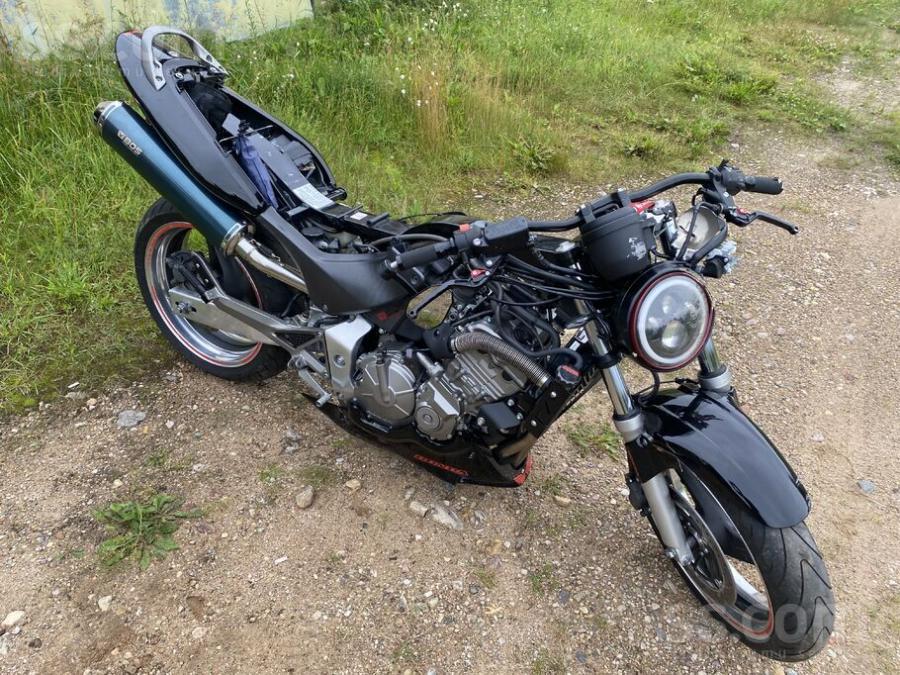 Honda CB 600F 2002 in Daugavpils, with an engine capacity of 0.60 L and mileage of 0 thousand km for 998 €, photo 1 on AUTOMOTO.COM.LV