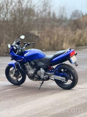 Honda CB 600F 2004 Rīga, ar dzinēja tilpumu 0.60 L un nobraukumu 0 tūkst. km par 1999 €, foto 5 vietnē AUTOMOTO.COM.LV