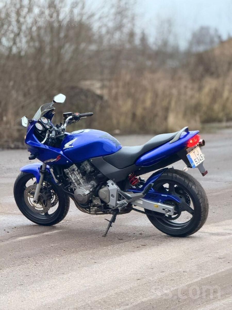 Honda CB 600F 2004 Rīga, ar dzinēja tilpumu 0.60 L un nobraukumu 0 tūkst. km par 1999 €, foto 5 vietnē AUTOMOTO.COM.LV