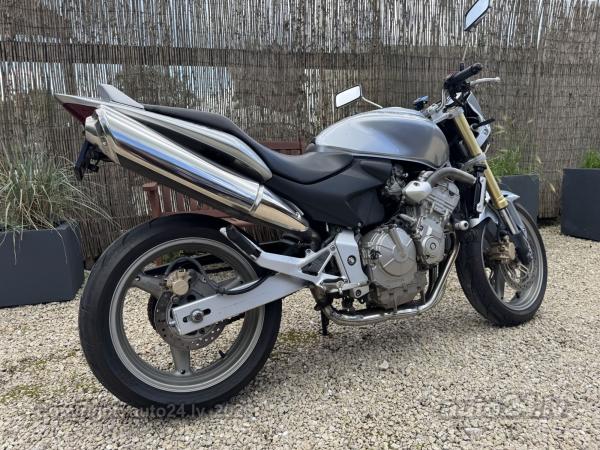 Хонда CB 600F 2005 в Вильянди, объемом двигателя 0.60 л и пробегом 38 тыс. км за 2300 €, фото 2 на AUTOMOTO.COM.LV