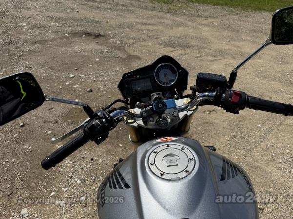 Хонда CB 600F 2005 в Вильянди, объемом двигателя 0.60 л и пробегом 38 тыс. км за 2300 €, фото 6 на AUTOMOTO.COM.LV