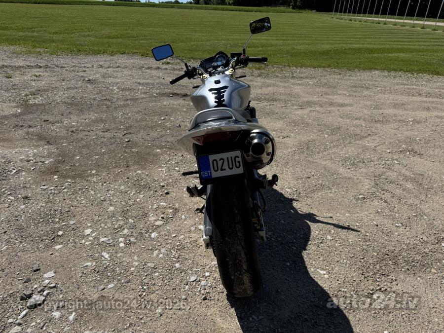Хонда CB 600F 2005 в Вильянди, объемом двигателя 0.60 л и пробегом 38 тыс. км за 2300 €, фото 8 на AUTOMOTO.COM.LV