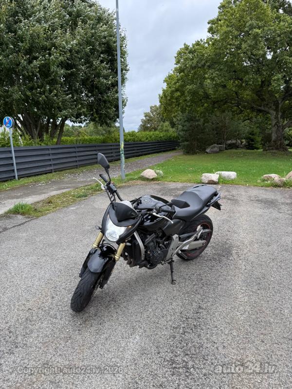 Honda CB 600F 2007 Tallina, ar dzinēja tilpumu 0.60 L un nobraukumu 42 tūkst. km par 2800 €, foto 1 vietnē AUTOMOTO.COM.LV