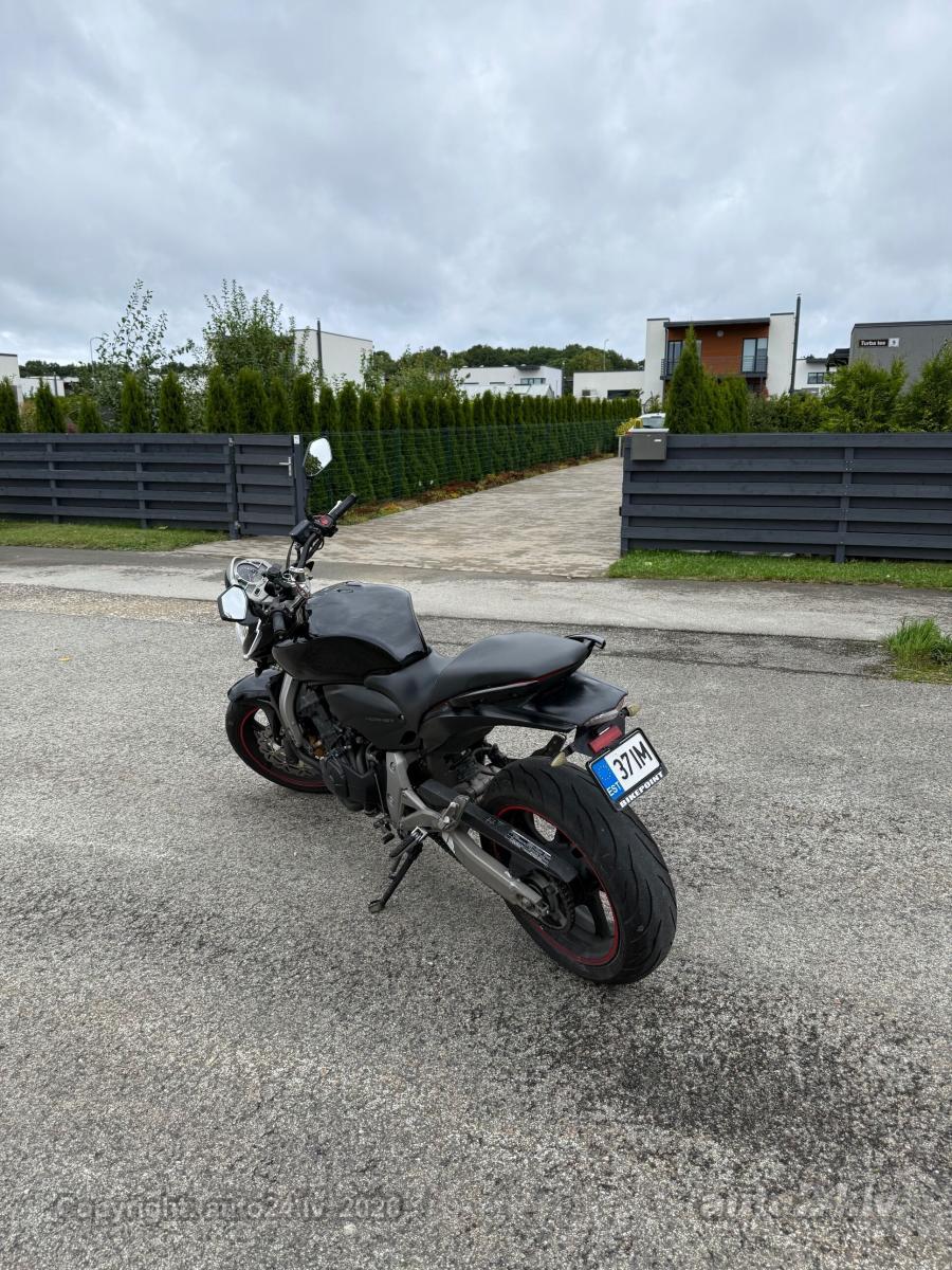 Honda CB 600F 2007 in Tallinn, with an engine capacity of 0.60 L and mileage of 42 thousand km for 2800 €, photo 5 on AUTOMOTO.COM.LV