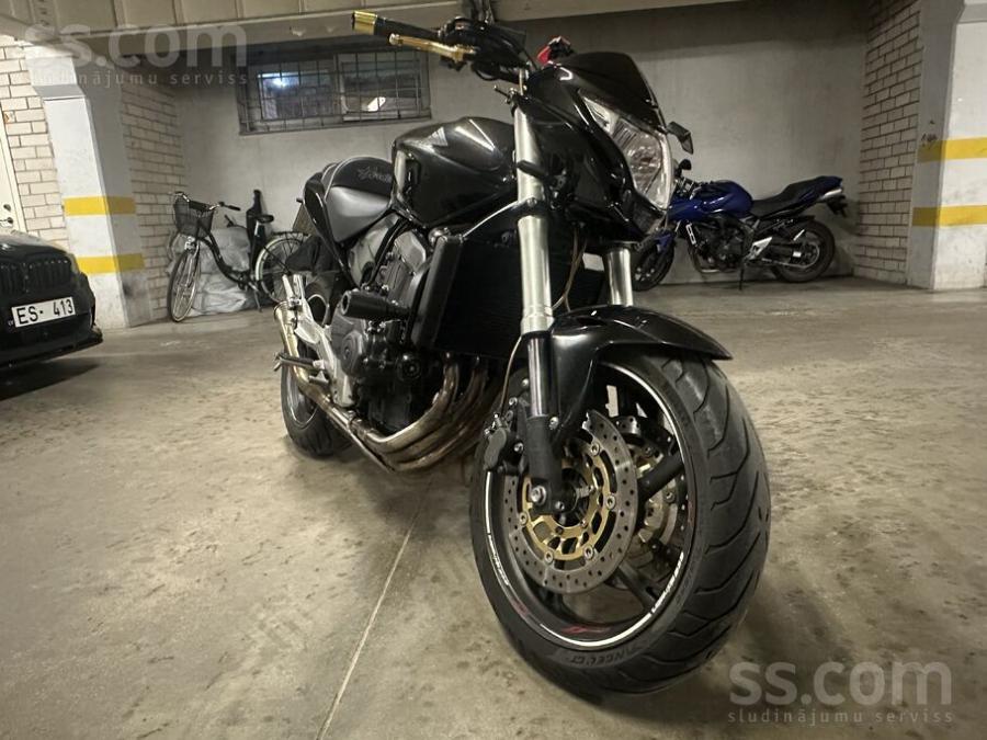 Honda CB 600F 2012 in Riga, with an engine capacity of 0.60 L and mileage of 0 thousand km for 3950 €, photo 8 on AUTOMOTO.COM.LV