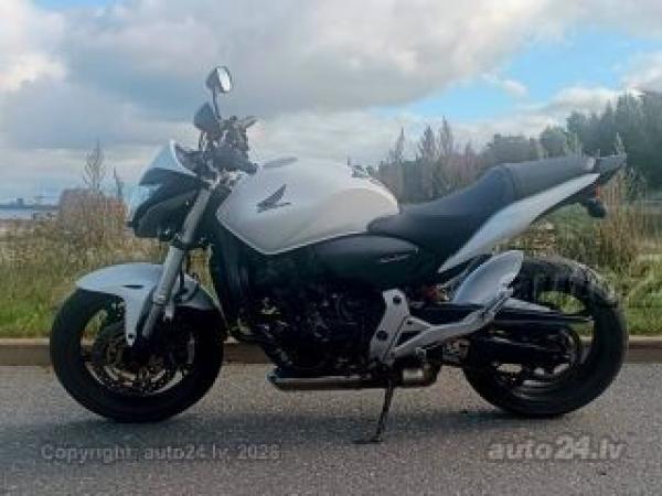 Honda CB 600F 2013 in Tallinn, with an engine capacity of 0.60 L and mileage of 23 thousand km for 4500 €, photo 2 on AUTOMOTO.COM.LV