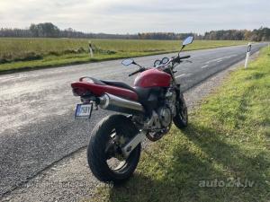 Sarkans Honda CB 600F 1999 Tallina, ar dzinēja tilpumu 0.60 L un nobraukumu 70 tūkst. km par 2000 €, foto 3 vietnē AUTOMOTO.COM.LV