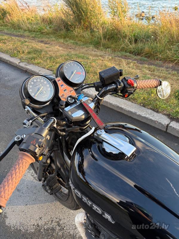 Melns Honda Cb 650 1983 Tallina, ar dzinēja tilpumu 0.65 L un nobraukumu 49 tūkst. km par 3990 €, foto 8 vietnē AUTOMOTO.COM.LV