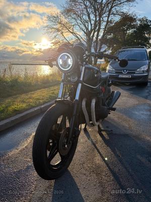 Black Honda Cb 650 1983 in Tallinn, with an engine capacity of 0.65 L and mileage of 49 thousand km for 3990 €, photo 9 on AUTOMOTO.COM.LV