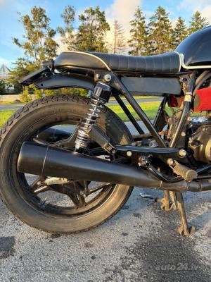 Black Honda Cb 650 1983 in Tallinn, with an engine capacity of 0.65 L and mileage of 49 thousand km for 3990 €, photo 12 on AUTOMOTO.COM.LV