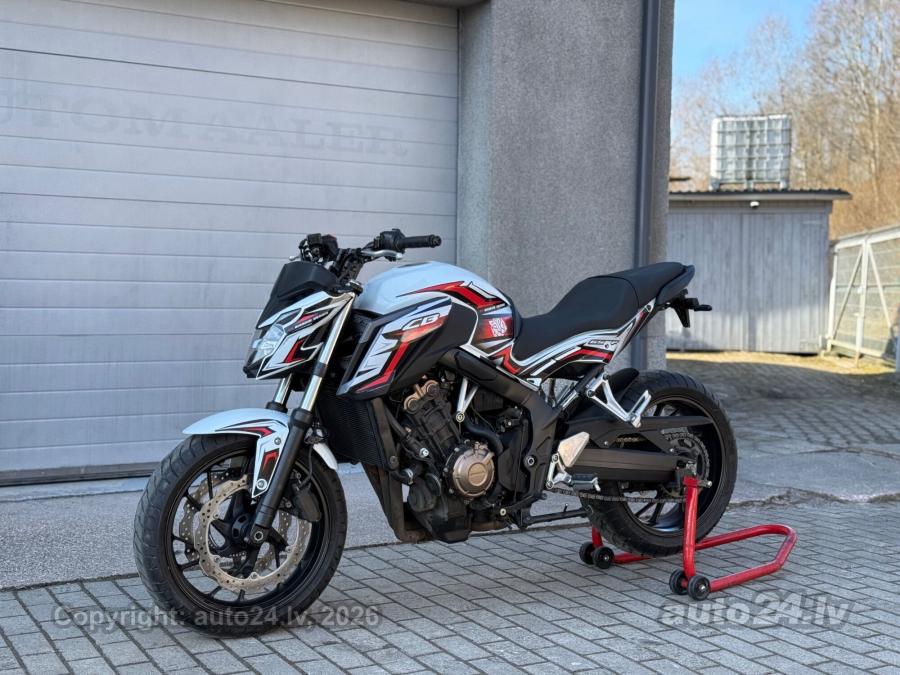 Черный Хонда Cb 650 2017 в Пярну, объемом двигателя 0.65 л и пробегом 17 тыс. км за 5190 €, фото 3 на AUTOMOTO.COM.LV