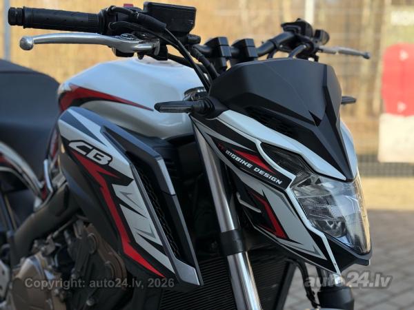 Black Honda Cb 650 2017 in Parnu, with an engine capacity of 0.65 L and mileage of 17 thousand km for 5190 €, photo 9 on AUTOMOTO.COM.LV
