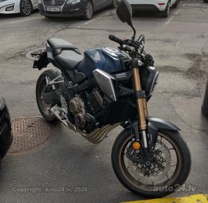Blue Honda Cb 650 2022 in Tallinn, with an engine capacity of 0.65 L and mileage of 2 thousand km for 7499 €, photo 5 on AUTOMOTO.COM.LV
