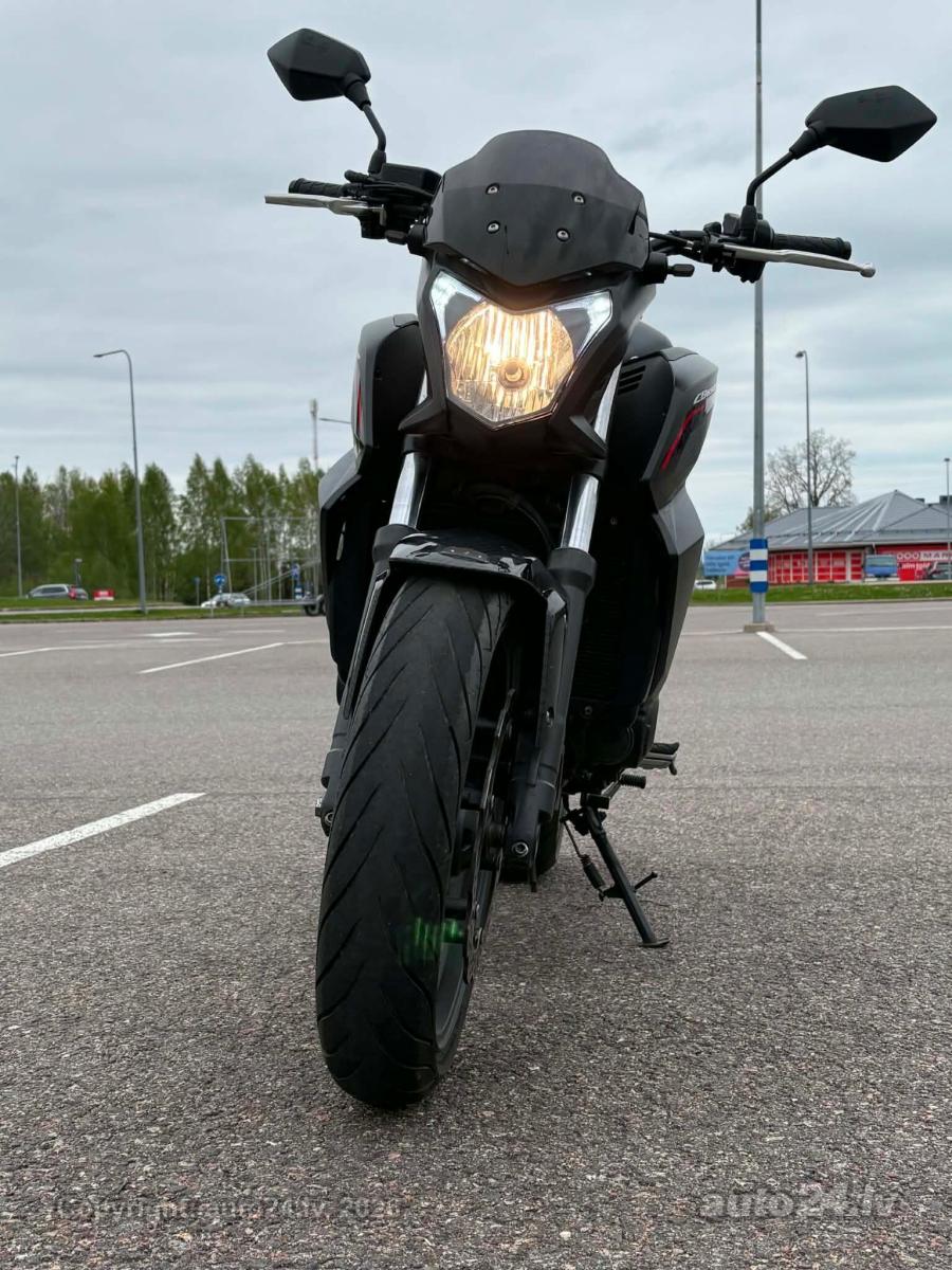 Серый Хонда Cb 650 2015 в Пылва, объемом двигателя 0.65 л и пробегом 14 тыс. км за 5300 €, фото 3 на AUTOMOTO.COM.LV