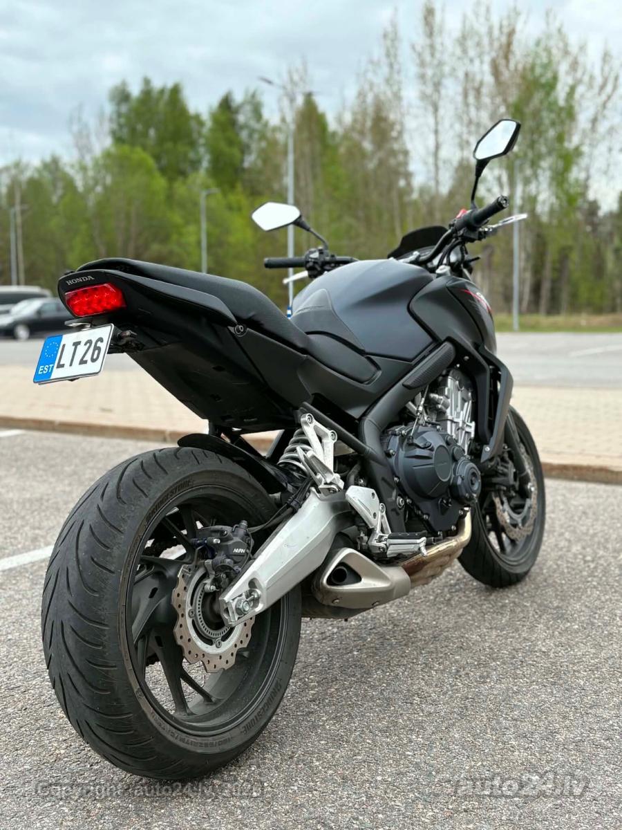 Серый Хонда Cb 650 2015 в Пылва, объемом двигателя 0.65 л и пробегом 14 тыс. км за 5300 €, фото 4 на AUTOMOTO.COM.LV