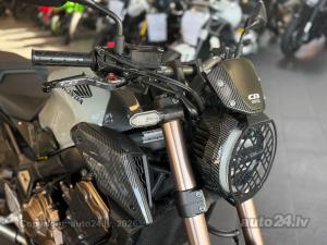 Grey Honda Cb 650 2021 in Tallinn, with an engine capacity of 0.65 L and mileage of 33 thousand km for 5990 €, photo 12 on AUTOMOTO.COM.LV