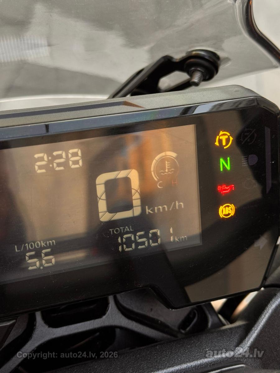 Хонда Cb 650 2022 в Таллин, объемом двигателя 0.65 л и пробегом 11 тыс. км за 7900 €, фото 4 на AUTOMOTO.COM.LV
