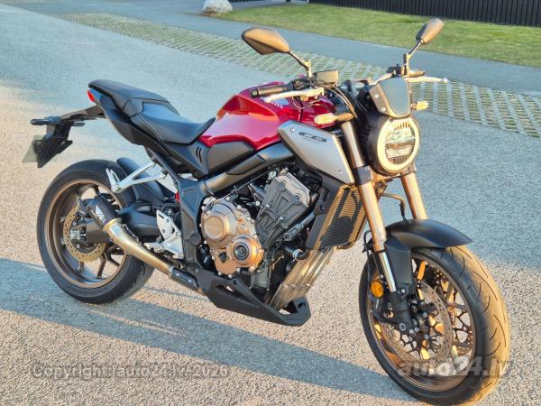 Sarkans Honda Cb 650 2024 Tallina, ar dzinēja tilpumu 0.65 L un nobraukumu 6 tūkst. km par 6899 €, foto 3 vietnē AUTOMOTO.COM.LV
