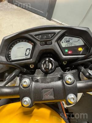 Хонда CB 650F 2016 в Рига, объемом двигателя 0.65 л и пробегом 0 тыс. км за 4500 €, фото 7 на AUTOMOTO.COM.LV