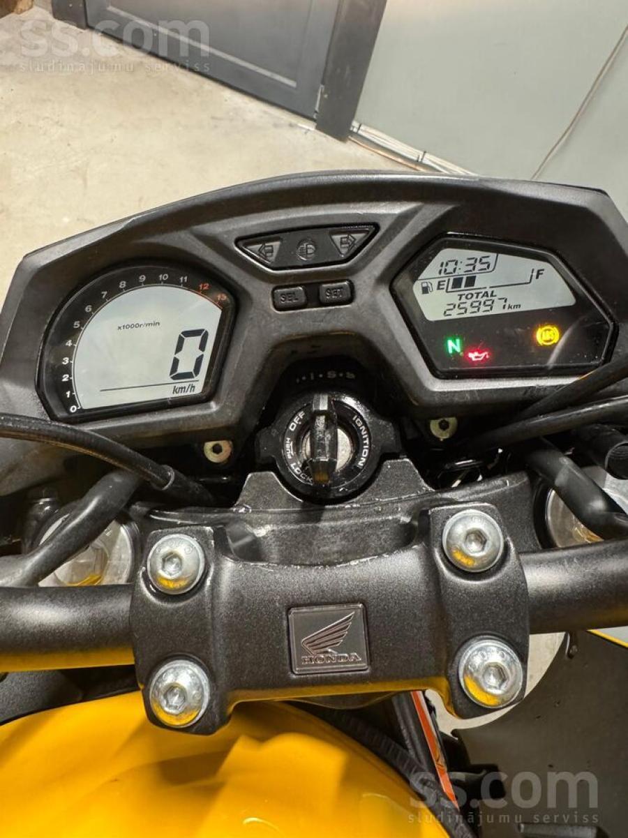 Хонда CB 650F 2016 в Рига, объемом двигателя 0.65 л и пробегом 0 тыс. км за 4500 €, фото 7 на AUTOMOTO.COM.LV