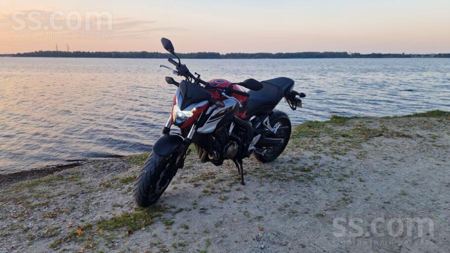 Honda CB 650F 2017 Ogre, ar dzinēja tilpumu 0.65 L un nobraukumu 0 tūkst. km par 5500 €, foto 2 vietnē AUTOMOTO.COM.LV