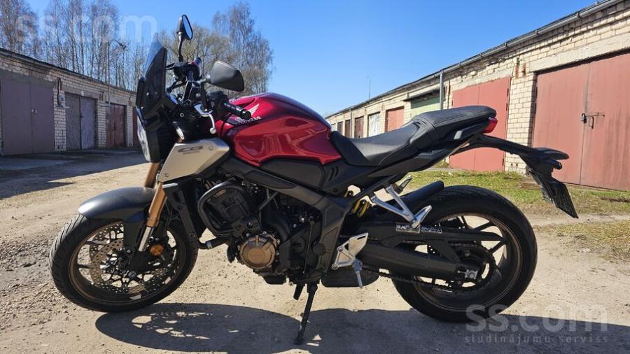 Хонда CB 650R 2020 в Рига, объемом двигателя 0.65 л и пробегом 0 тыс. км за 6200 €, фото 3 на AUTOMOTO.COM.LV