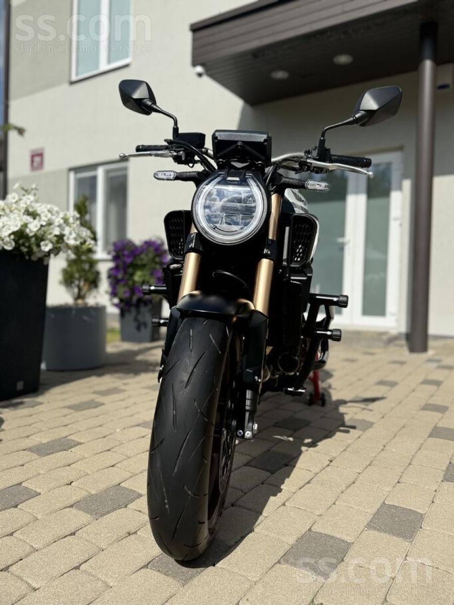 Honda CB 650R 2024 Rīga, ar dzinēja tilpumu 0.65 L un nobraukumu 0 tūkst. km par 8200 €, foto 1 vietnē AUTOMOTO.COM.LV