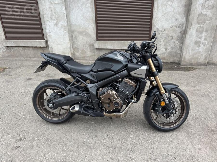 Хонда CB 650R 2025 в Рига, объемом двигателя 0.65 л и пробегом 0 тыс. км за 8850 €, фото 1 на AUTOMOTO.COM.LV