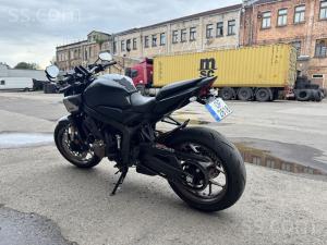 Хонда CB 650R 2025 в Рига, объемом двигателя 0.65 л и пробегом 0 тыс. км за 8850 €, фото 7 на AUTOMOTO.COM.LV