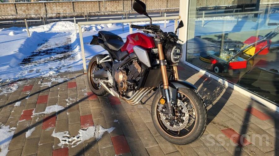 Honda CB 650RA 2019 Rīga, ar dzinēja tilpumu 0.65 L un nobraukumu 0 tūkst. km par 5950 €, foto 1 vietnē AUTOMOTO.COM.LV