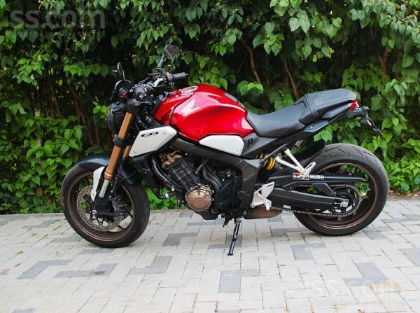 Honda CB 650RA 2019 in Tukums, with an engine capacity of 0.65 L and mileage of 0 thousand km for 5600 €, photo 2 on AUTOMOTO.COM.LV