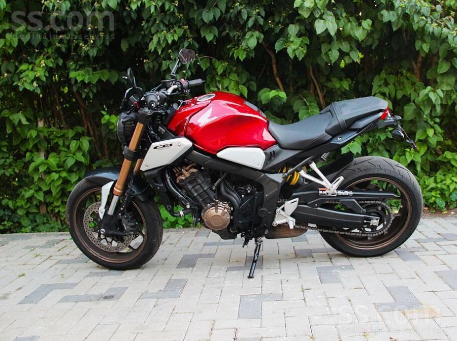 Honda CB 650RA 2019 in Tukums, with an engine capacity of 0.65 L and mileage of 0 thousand km for 5600 €, photo 3 on AUTOMOTO.COM.LV