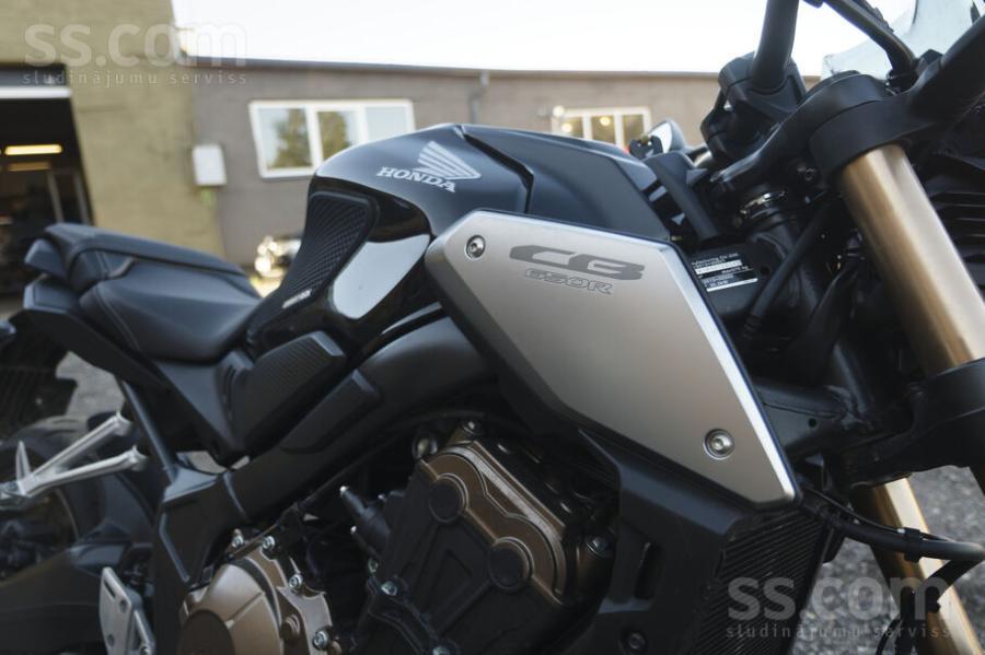 Honda CB 650RA 2020 in Cesis, with an engine capacity of 0.65 L and mileage of 0 thousand km for 6100 €, photo 4 on AUTOMOTO.COM.LV