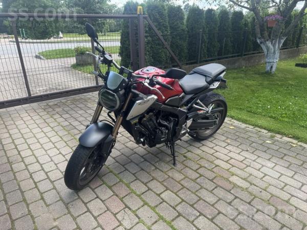 Honda CB 650RA 2020 in Ogre, with an engine capacity of 0.65 L and mileage of 0 thousand km for 6400 €, photo 1 on AUTOMOTO.COM.LV