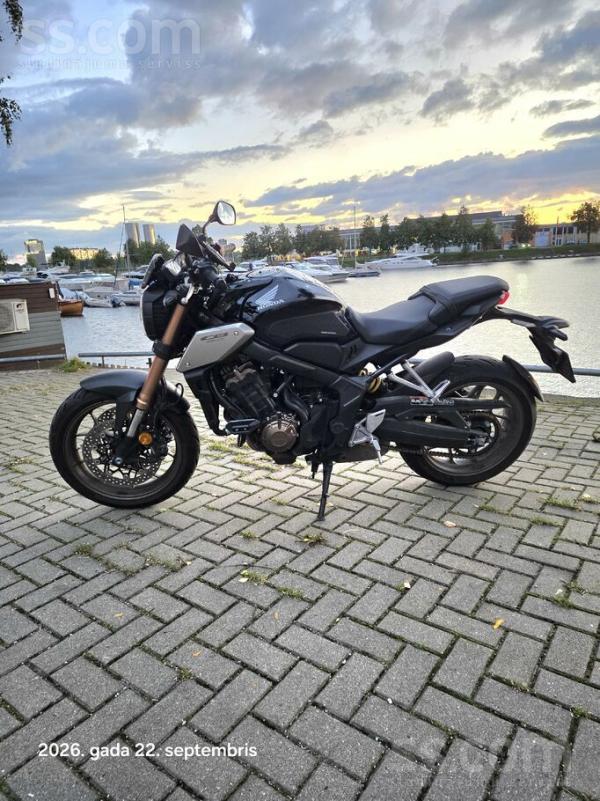 Honda CB 650RA 2020 Rīga, ar dzinēja tilpumu 0.65 L un nobraukumu 0 tūkst. km par 5500 €, foto 4 vietnē AUTOMOTO.COM.LV
