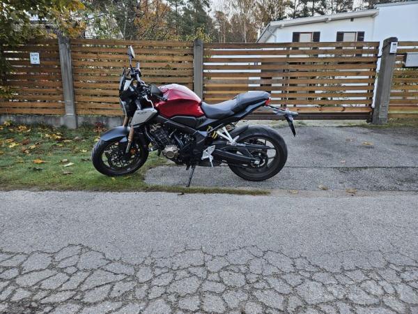 Honda CB 650RA 2022 Rīga, ar dzinēja tilpumu 0.65 L un nobraukumu 0 tūkst. km par 6400 €, foto 9 vietnē AUTOMOTO.COM.LV