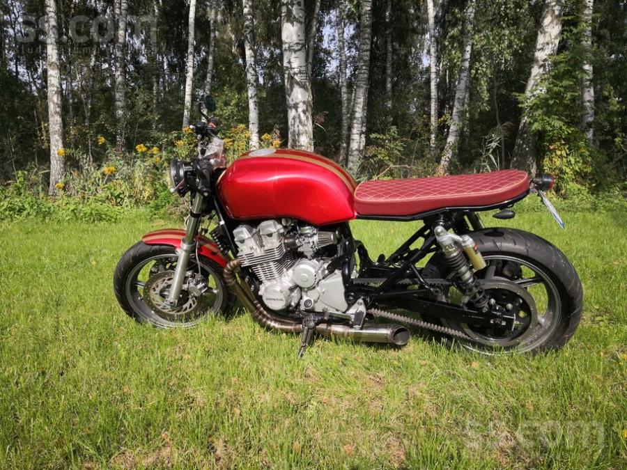 Хонда CB 750 1994 в Добеле, объемом двигателя 0.75 л и пробегом 0 тыс. км за 2700 €, фото 8 на AUTOMOTO.COM.LV
